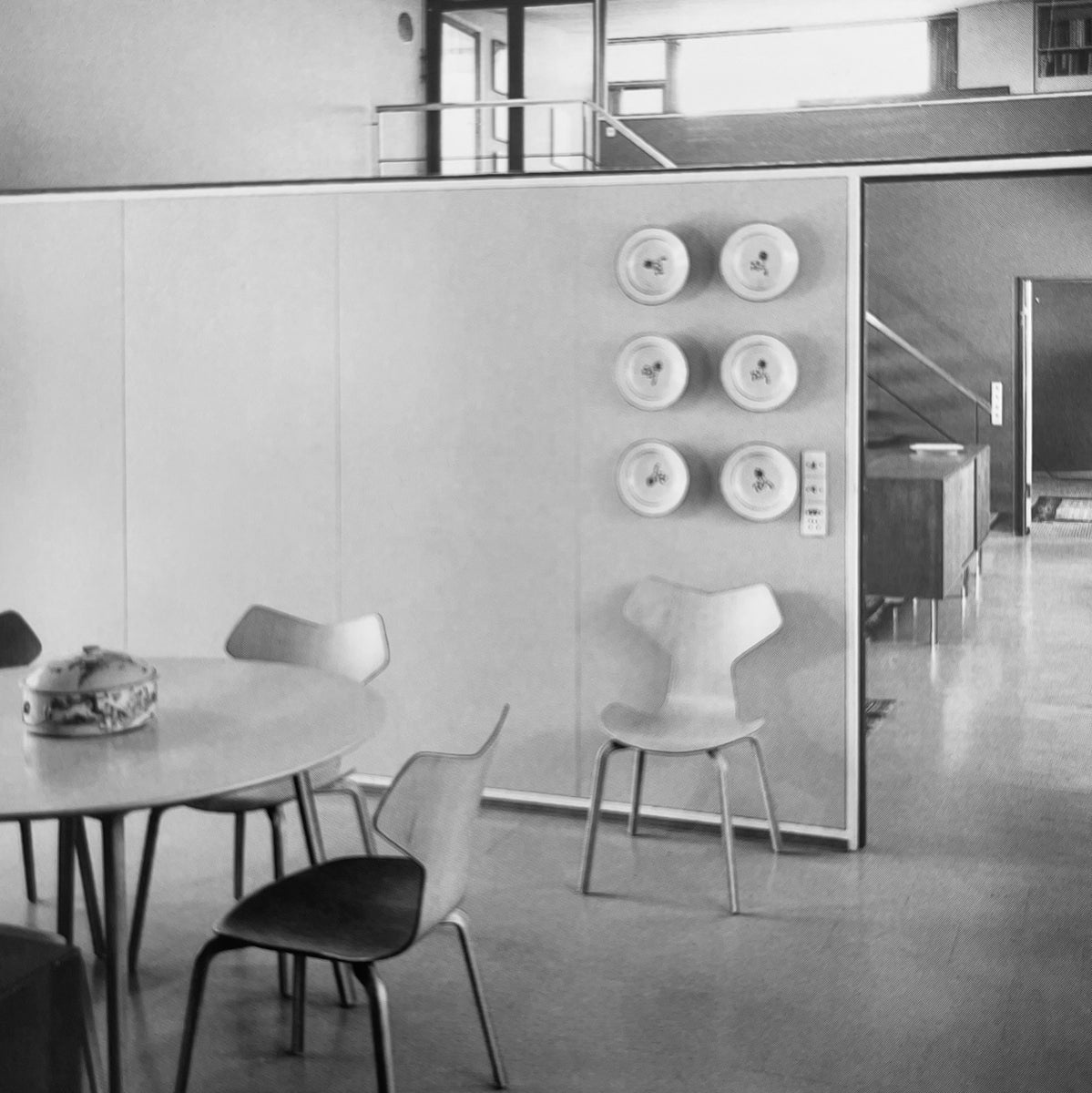 (Room 666)(The SAS House and the Work of Arne Jacobsen) – Humble Books